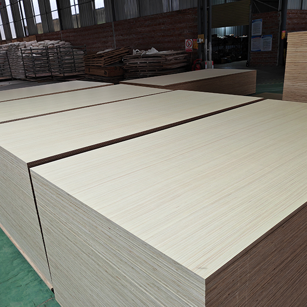 Reconstituted-Veneer Plywood Panels | Plywood Supplier